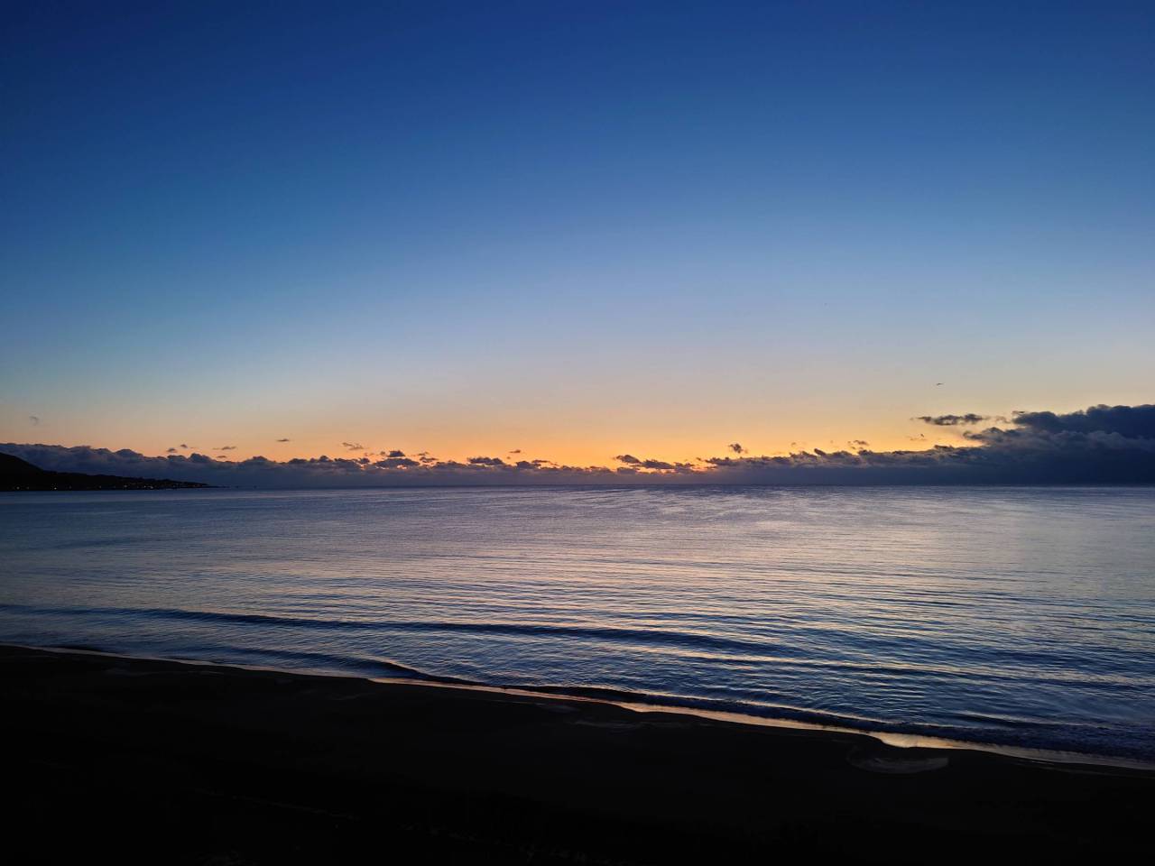 なう(2023/12/23 06:30: | 北海道函館市 | 北海道函館市の空 | ウェザーニュース